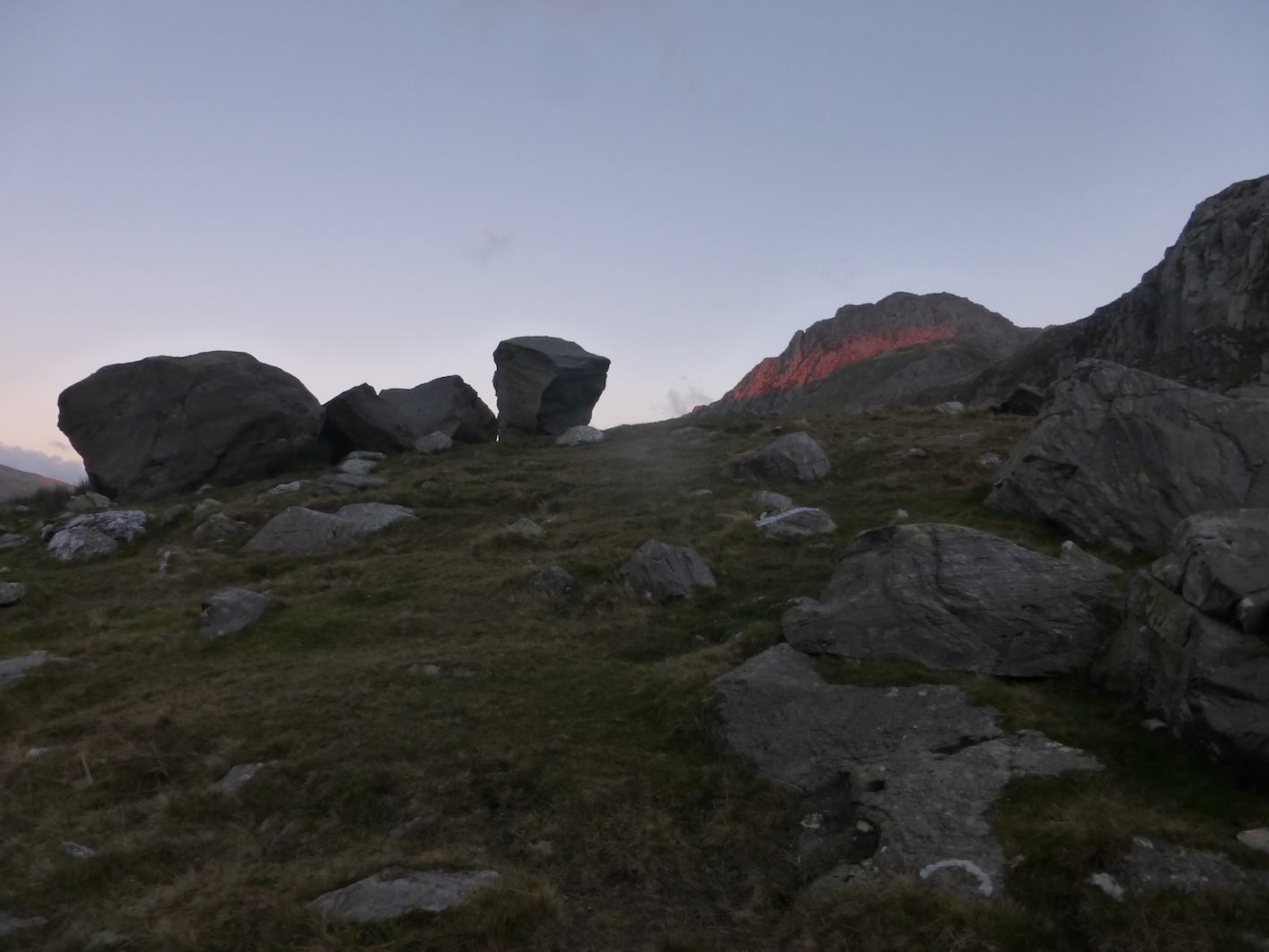 Circular walk around the fantastic Glyderau range in Snowdonia ...